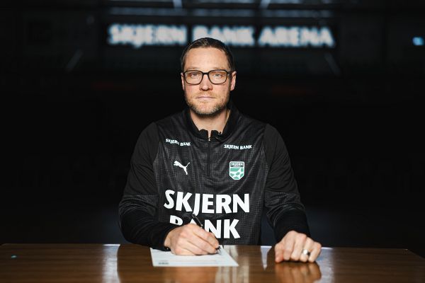 Skjern Håndbold henter svensk mestertræner