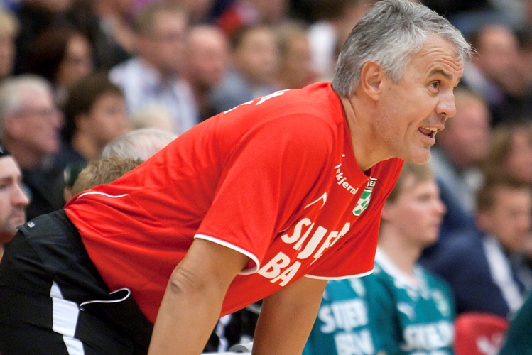 Cheftræner stopper i Skjern